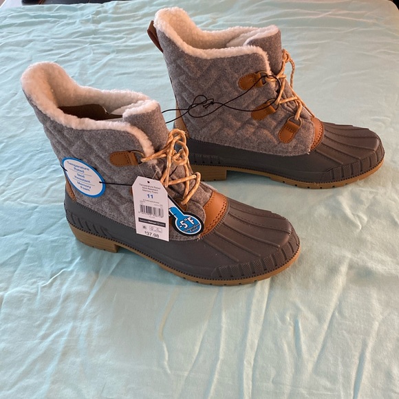 Time and Tru | Shoes | Gray Winter Boots | Poshmark